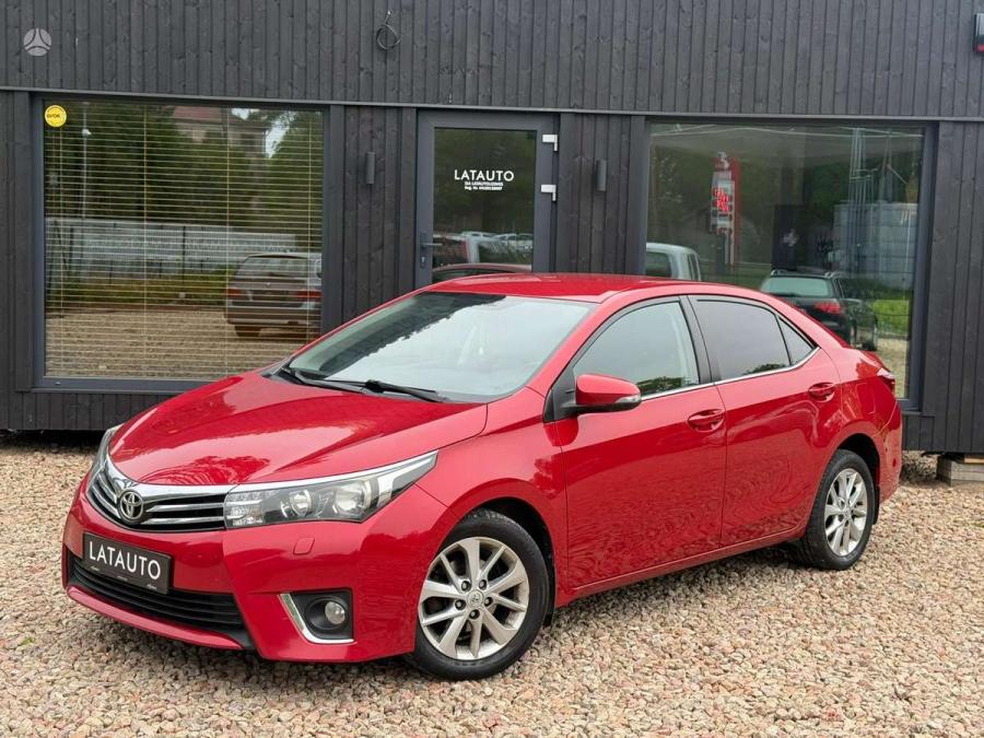 Sarkans Toyota Corolla 2015 Rīga, ar dzinēja tilpumu 1.40 L un nobraukumu 199 tūkst. km par 6350 €, foto 10 vietnē AUTOMOTO.COM.LV