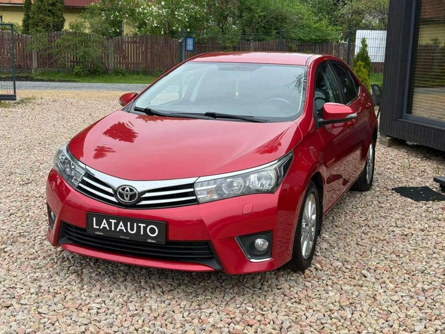 Sarkans Toyota Corolla 2015 Rīga, ar dzinēja tilpumu 1.40 L un nobraukumu 199 tūkst. km par 6350 €, foto 12 vietnē AUTOMOTO.COM.LV