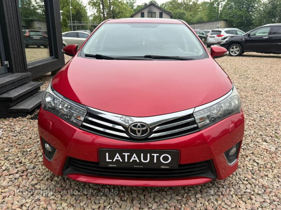 Sarkans Toyota Corolla 2015 Rīga, ar dzinēja tilpumu 1.40 L un nobraukumu 199 tūkst. km par 6290 €, foto 13 vietnē AUTOMOTO.COM.LV