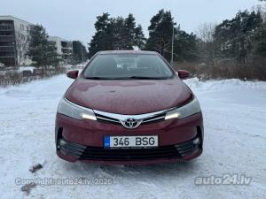 Red Toyota Corolla 2016 in Tallinn, with an engine capacity of 1.40 L and mileage of 241 thousand km for 7500 €, photo 7 on AUTOMOTO.COM.LV
