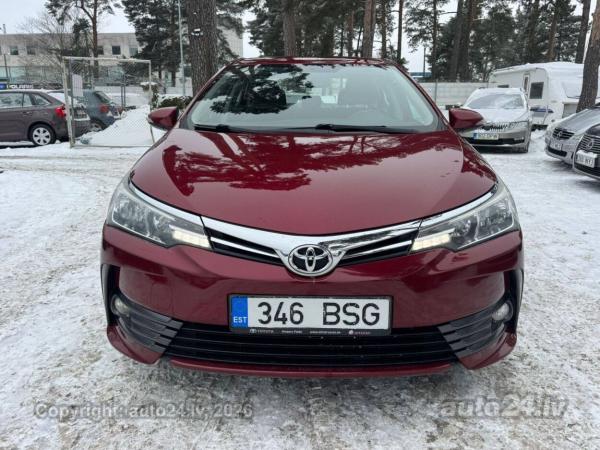 Sarkans Toyota Corolla 2016 Tallina, ar dzinēja tilpumu 1.40 L un nobraukumu 221 tūkst. km par 7500 €, foto 2 vietnē AUTOMOTO.COM.LV