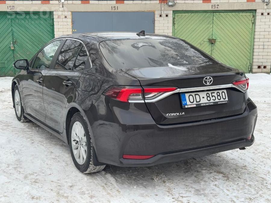 Sarkans Toyota Corolla 2019 Rīga, ar dzinēja tilpumu 1.60 L un nobraukumu 96 tūkst. km par 15500 €, foto 5 vietnē AUTOMOTO.COM.LV
