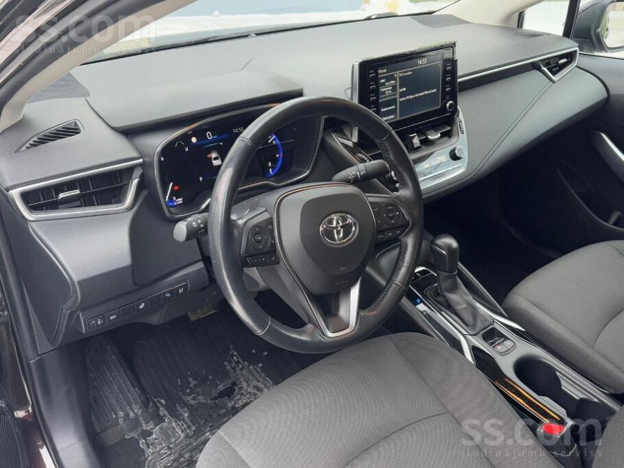 Sarkans Toyota Corolla 2019 Rīga, ar dzinēja tilpumu 1.60 L un nobraukumu 96 tūkst. km par 15500 €, foto 7 vietnē AUTOMOTO.COM.LV