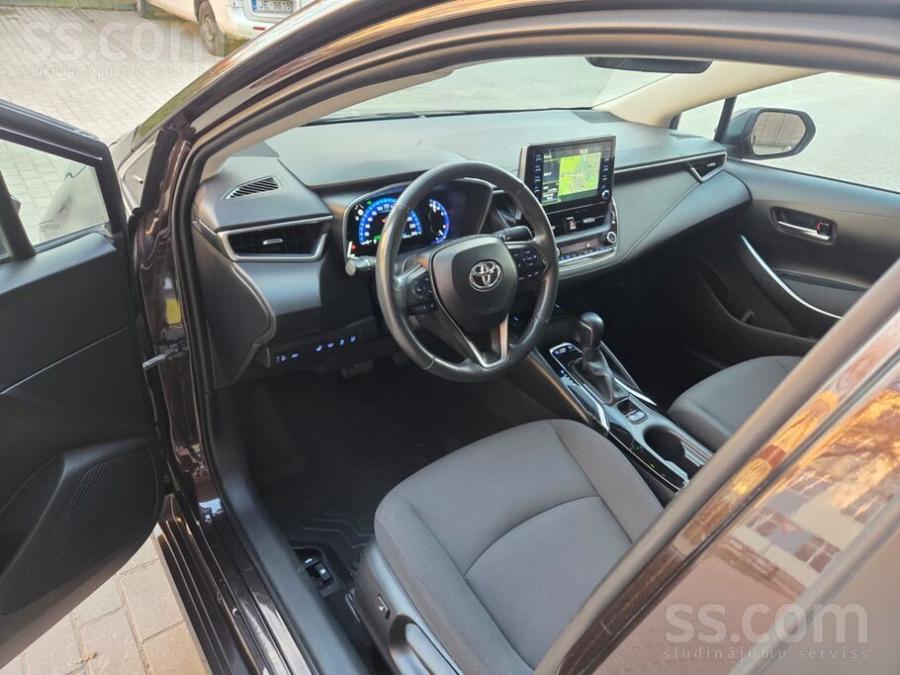 Красный Тойота Королла 2019 в Елгава, объемом двигателя 1.80 л и пробегом 173 тыс. км за 14390 €, фото 11 на AUTOMOTO.COM.LV