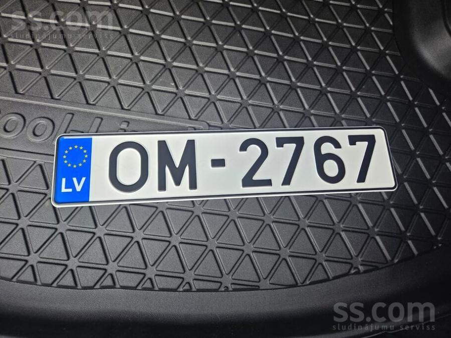 Красный Тойота Королла 2019 в Елгава, объемом двигателя 1.80 л и пробегом 173 тыс. км за 14390 €, фото 26 на AUTOMOTO.COM.LV