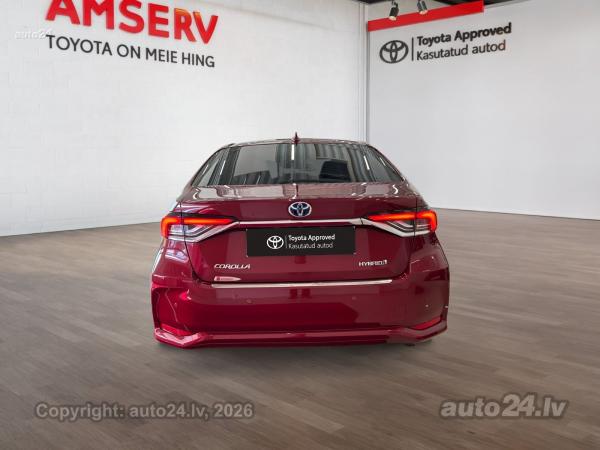 Red Toyota Corolla 2019 in Parnu, with an engine capacity of 1.80 L and mileage of 81 thousand km for 16900 €, photo 4 on AUTOMOTO.COM.LV
