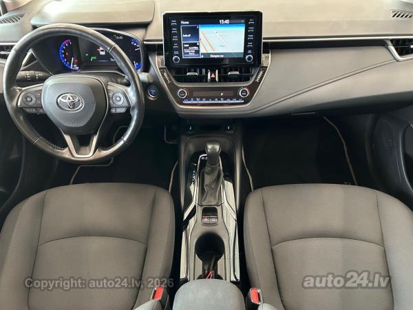 Red Toyota Corolla 2019 in Parnu, with an engine capacity of 1.80 L and mileage of 81 thousand km for 16900 €, photo 8 on AUTOMOTO.COM.LV