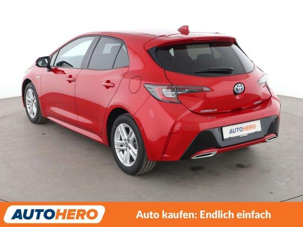Red Toyota Corolla 2020 in Kaunas, with an engine capacity of 2.00 L and mileage of 44 thousand km for 22431 €, photo 4 on AUTOMOTO.COM.LV