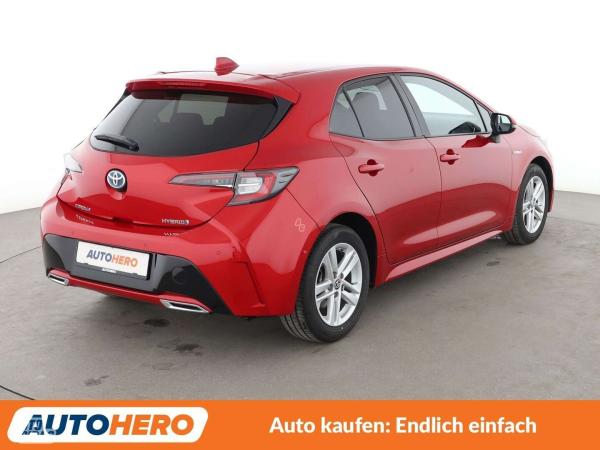 Red Toyota Corolla 2020 in Kaunas, with an engine capacity of 2.00 L and mileage of 44 thousand km for 22431 €, photo 6 on AUTOMOTO.COM.LV