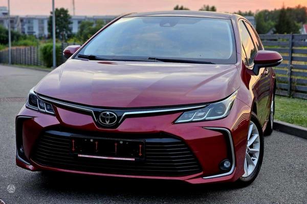 Sarkans Toyota Corolla 2020 Viļņa, ar dzinēja tilpumu 1.60 L un nobraukumu 146 tūkst. km par 12300 €, foto 5 vietnē AUTOMOTO.COM.LV