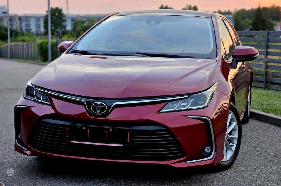 Sarkans Toyota Corolla 2020 Viļņa, ar dzinēja tilpumu 1.60 L un nobraukumu 146 tūkst. km par 12300 €, foto 6 vietnē AUTOMOTO.COM.LV