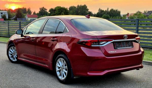 Sarkans Toyota Corolla 2020 Viļņa, ar dzinēja tilpumu 1.60 L un nobraukumu 146 tūkst. km par 12300 €, foto 8 vietnē AUTOMOTO.COM.LV