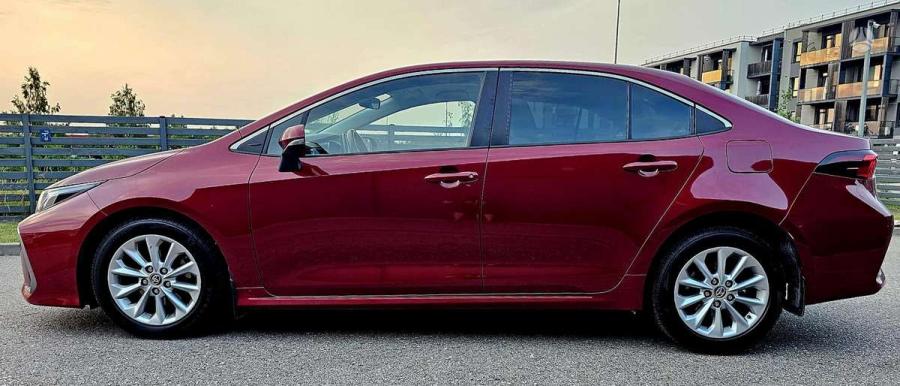 Sarkans Toyota Corolla 2020 Viļņa, ar dzinēja tilpumu 1.60 L un nobraukumu 146 tūkst. km par 12300 €, foto 10 vietnē AUTOMOTO.COM.LV