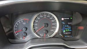 Sarkans Toyota Corolla 2020 Viļņa, ar dzinēja tilpumu 1.60 L un nobraukumu 146 tūkst. km par 12300 €, foto 24 vietnē AUTOMOTO.COM.LV