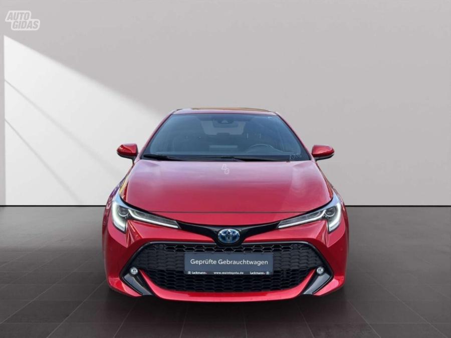 Red Toyota Corolla 2021 in Kaunas, with an engine capacity of 1.80 L and mileage of 60 thousand km for 23317 €, photo 2 on AUTOMOTO.COM.LV