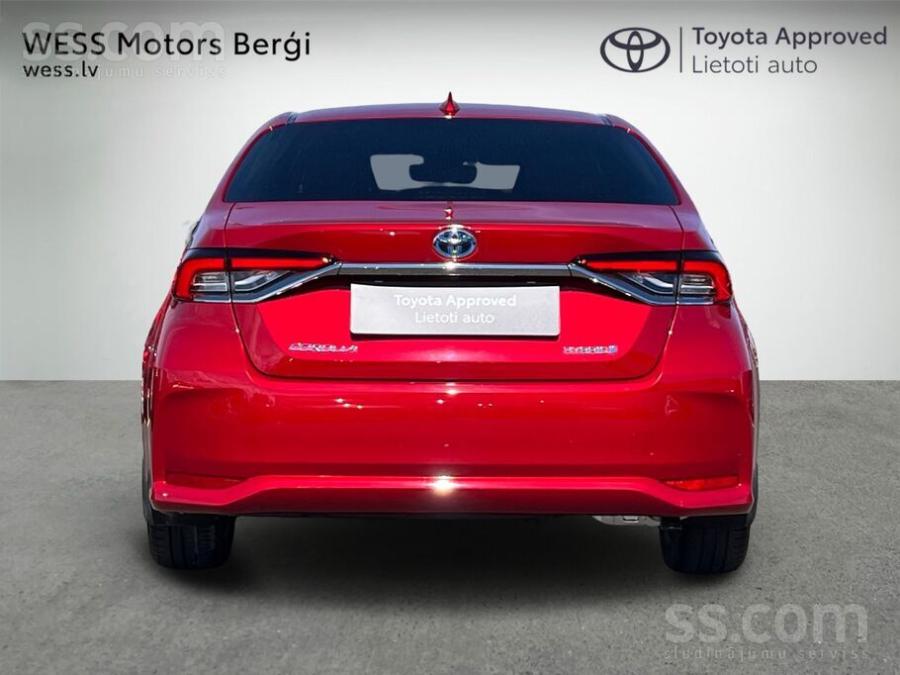 Sarkans Toyota Corolla 2021 Rīga, ar dzinēja tilpumu 1.80 L un nobraukumu 94 tūkst. km par 18990 €, foto 5 vietnē AUTOMOTO.COM.LV