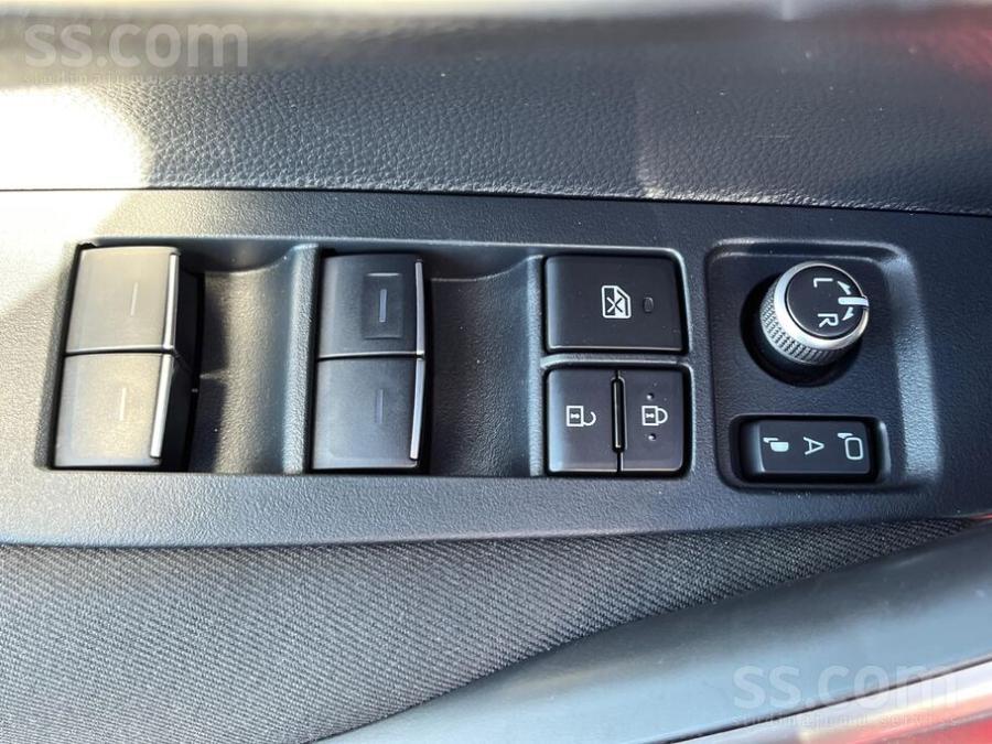 Sarkans Toyota Corolla 2021 Rīga, ar dzinēja tilpumu 1.80 L un nobraukumu 94 tūkst. km par 18990 €, foto 20 vietnē AUTOMOTO.COM.LV