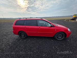 Sarkans Toyota Corolla 2005 Tallina, ar dzinēja tilpumu 1.40 L un nobraukumu 417 tūkst. km par 1100 €, foto 2 vietnē AUTOMOTO.COM.LV
