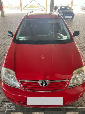 Red Toyota Corolla 2005 in Vilnius, with an engine capacity of 1.40 L and mileage of 388 thousand km for 1450 €, photo 19 on AUTOMOTO.COM.LV