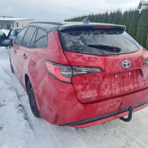 Sarkans Toyota Corolla 2019 Panevēža, ar dzinēja tilpumu 1.80 L un nobraukumu 162 tūkst. km par 5650 €, foto 2 vietnē AUTOMOTO.COM.LV