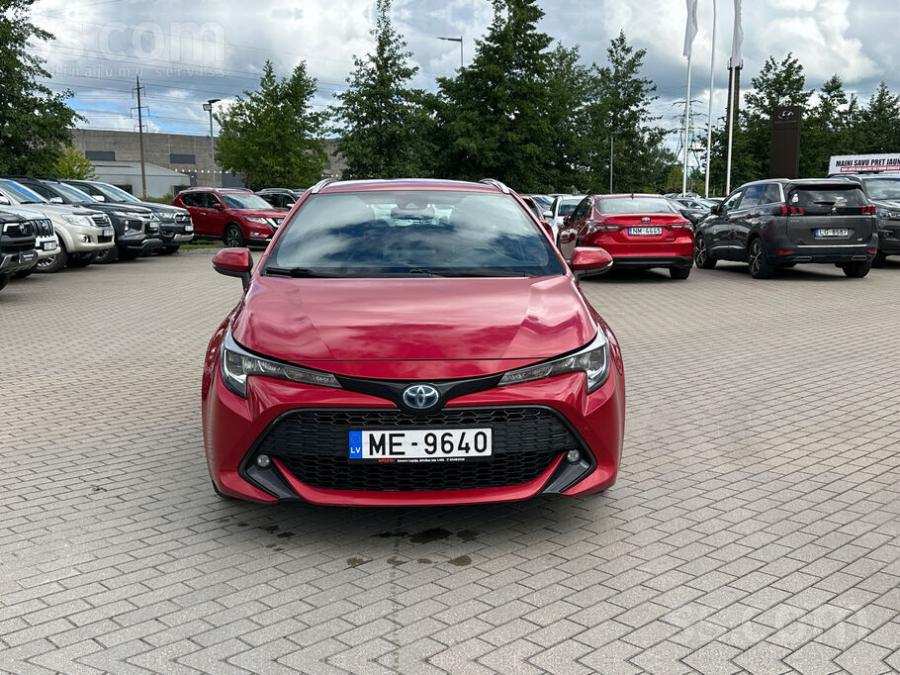 Red Toyota Corolla 2019 in Liepaja, with an engine capacity of 1.80 L and mileage of 166 thousand km for 16900 €, photo 8 on AUTOMOTO.COM.LV