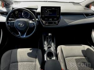 Red Toyota Corolla 2019 in Liepaja, with an engine capacity of 1.80 L and mileage of 166 thousand km for 16900 €, photo 11 on AUTOMOTO.COM.LV