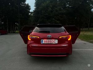 Sarkans Toyota Corolla 2019 Kauņa, ar dzinēja tilpumu 1.80 L un nobraukumu 163 tūkst. km par 14900 €, foto 7 vietnē AUTOMOTO.COM.LV