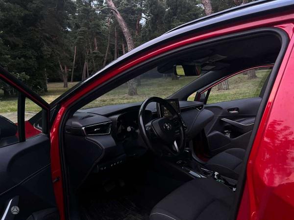 Sarkans Toyota Corolla 2019 Kauņa, ar dzinēja tilpumu 1.80 L un nobraukumu 163 tūkst. km par 14900 €, foto 9 vietnē AUTOMOTO.COM.LV