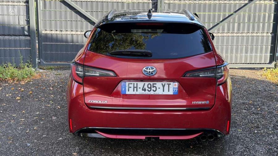 Red Toyota Corolla 2019 in Jonava, with an engine capacity of 1.99 L and mileage of 229 thousand km for 8400 €, photo 11 on AUTOMOTO.COM.LV