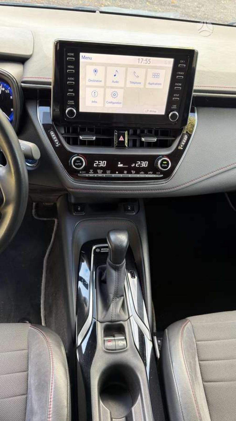 Red Toyota Corolla 2019 in Jonava, with an engine capacity of 1.99 L and mileage of 229 thousand km for 8400 €, photo 24 on AUTOMOTO.COM.LV
