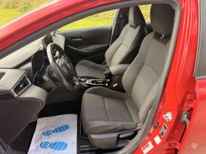 Sarkans Toyota Corolla 2019 Viļņa, ar dzinēja tilpumu 1.80 L un nobraukumu 123 tūkst. km par 17350 €, foto 25 vietnē AUTOMOTO.COM.LV
