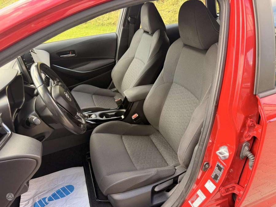 Sarkans Toyota Corolla 2019 Viļņa, ar dzinēja tilpumu 1.80 L un nobraukumu 123 tūkst. km par 17350 €, foto 27 vietnē AUTOMOTO.COM.LV