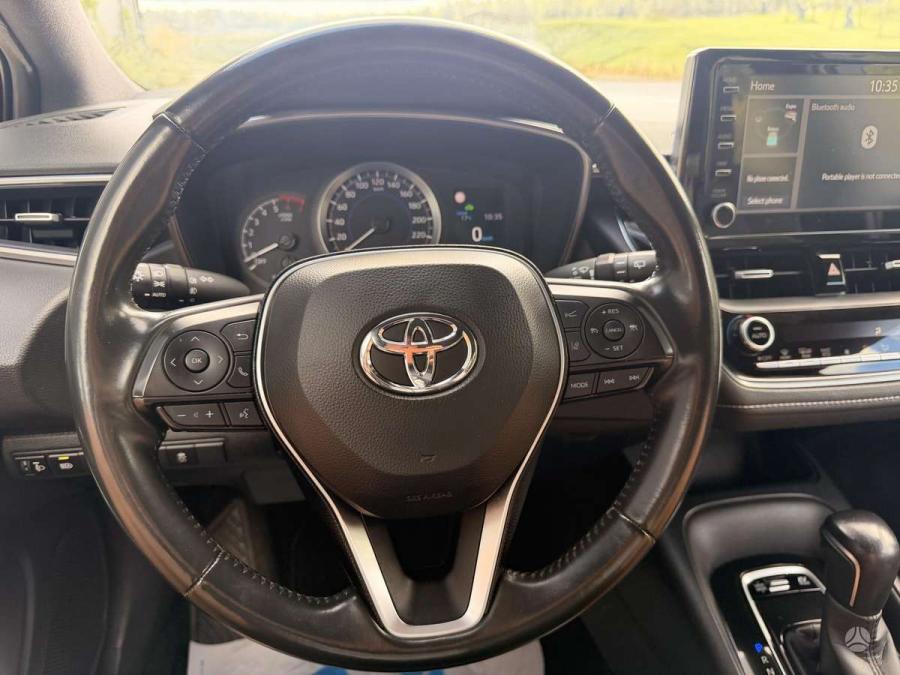 Sarkans Toyota Corolla 2019 Viļņa, ar dzinēja tilpumu 1.80 L un nobraukumu 123 tūkst. km par 17350 €, foto 40 vietnē AUTOMOTO.COM.LV