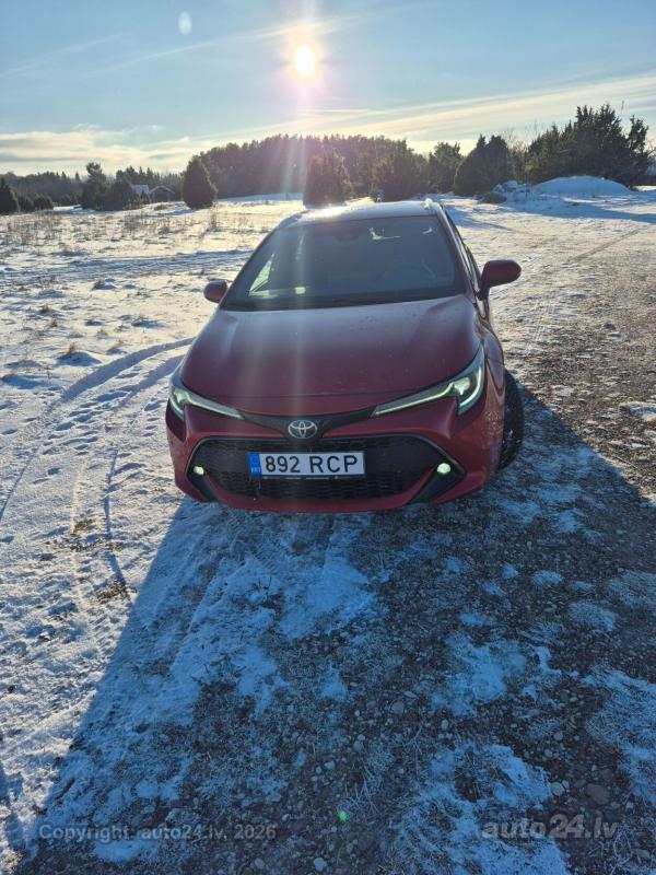 Sarkans Toyota Corolla 2020 Kuresāre, ar dzinēja tilpumu 1.20 L un nobraukumu 68 tūkst. km par 18500 €, foto 2 vietnē AUTOMOTO.COM.LV