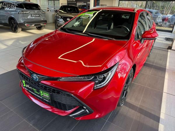 Red Toyota Corolla 2021 in Kaunas, with an engine capacity of 2.00 L and mileage of 52 thousand km for 24439 €, photo 2 on AUTOMOTO.COM.LV