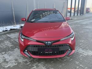 Sarkans Toyota Corolla 2021 Viļņa, ar dzinēja tilpumu 1.80 L un nobraukumu 116 tūkst. km par 16700 €, foto 3 vietnē AUTOMOTO.COM.LV