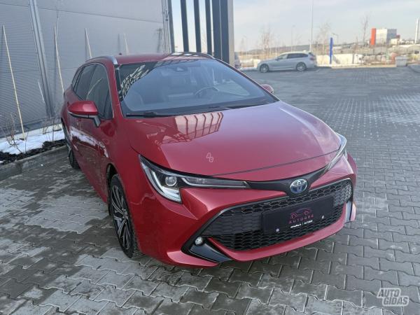 Red Toyota Corolla 2021 in Vilnius, with an engine capacity of 1.80 L and mileage of 116 thousand km for 16700 €, photo 5 on AUTOMOTO.COM.LV