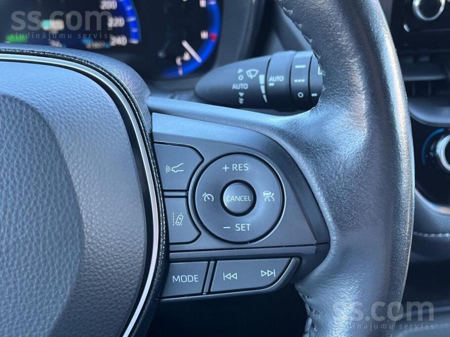 Sarkans Toyota Corolla 2021 Rīga, ar dzinēja tilpumu 1.80 L un nobraukumu 48 tūkst. km par 21990 €, foto 18 vietnē AUTOMOTO.COM.LV