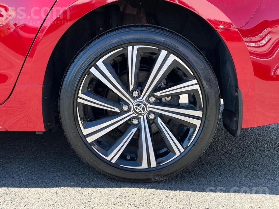 Sarkans Toyota Corolla 2021 Rīga, ar dzinēja tilpumu 1.80 L un nobraukumu 48 tūkst. km par 21990 €, foto 22 vietnē AUTOMOTO.COM.LV