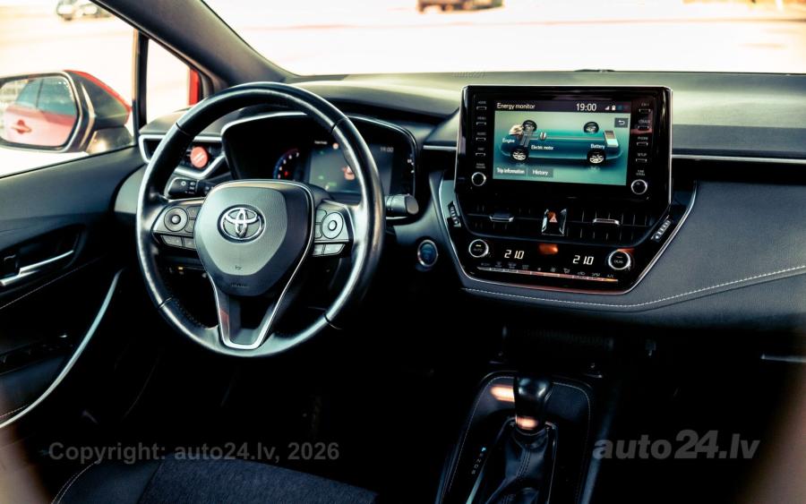 Sarkans Toyota Corolla 2021 Tallina, ar dzinēja tilpumu 1.80 L un nobraukumu 99 tūkst. km par 19900 €, foto 9 vietnē AUTOMOTO.COM.LV