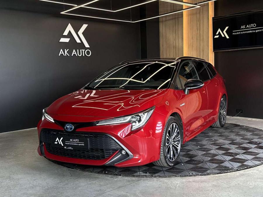 Red Toyota Corolla 2021 in Kaunas, with an engine capacity of 1.99 L and mileage of 138 thousand km for 18990 €, photo 6 on AUTOMOTO.COM.LV