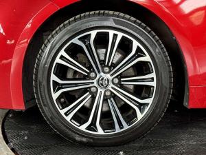 Red Toyota Corolla 2021 in Kaunas, with an engine capacity of 1.99 L and mileage of 138 thousand km for 18990 €, photo 8 on AUTOMOTO.COM.LV