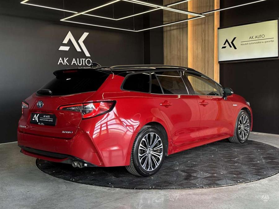 Red Toyota Corolla 2021 in Kaunas, with an engine capacity of 1.99 L and mileage of 138 thousand km for 18990 €, photo 13 on AUTOMOTO.COM.LV