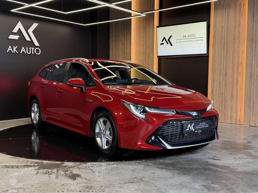 Sarkans Toyota Corolla 2022 Kauņa, ar dzinēja tilpumu 1.80 L un nobraukumu 49 tūkst. km par 19990 €, foto 2 vietnē AUTOMOTO.COM.LV