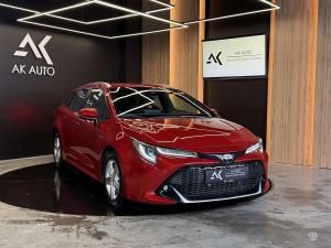 Sarkans Toyota Corolla 2022 Kauņa, ar dzinēja tilpumu 1.80 L un nobraukumu 49 tūkst. km par 19990 €, foto 3 vietnē AUTOMOTO.COM.LV