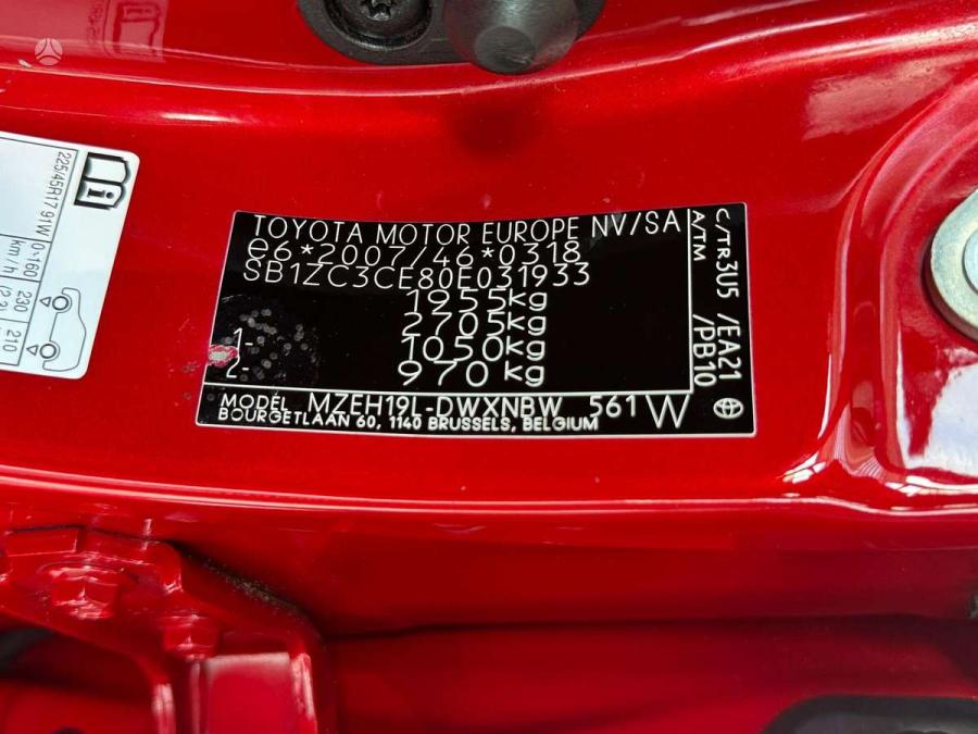 Red Toyota Corolla 2024 in Siauliai, with an engine capacity of 1.99 L and mileage of 102 thousand km for 23300 €, photo 27 on AUTOMOTO.COM.LV