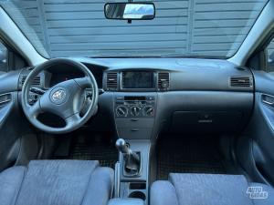 Toyota Corolla 2003 in Vilnius, with an engine capacity of 2.00 L and mileage of 256 thousand km for 1050 €, photo 9 on AUTOMOTO.COM.LV