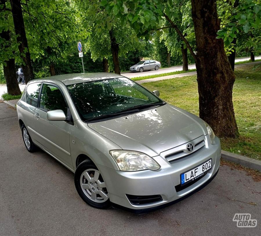 Toyota Corolla 2006 Kauņa, ar dzinēja tilpumu 2.00 L un nobraukumu 315 tūkst. km par 1700 €, foto 3 vietnē AUTOMOTO.COM.LV