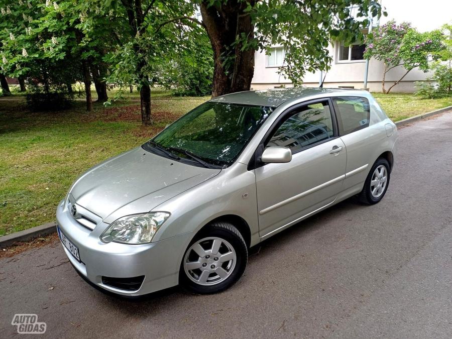 Toyota Corolla 2006 in Kaunas, with an engine capacity of 2.00 L and mileage of 301 thousand km for 1650 €, photo 5 on AUTOMOTO.COM.LV
