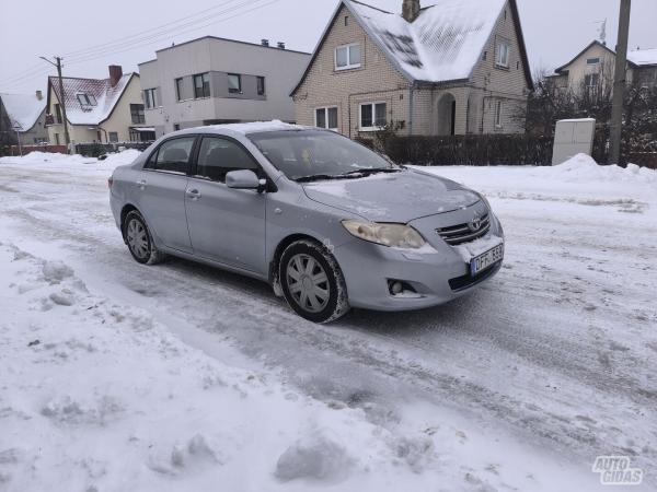 Toyota Corolla 2007 in Kaunas, with an engine capacity of 1.60 L and mileage of 290 thousand km for 2999 €, photo 3 on AUTOMOTO.COM.LV